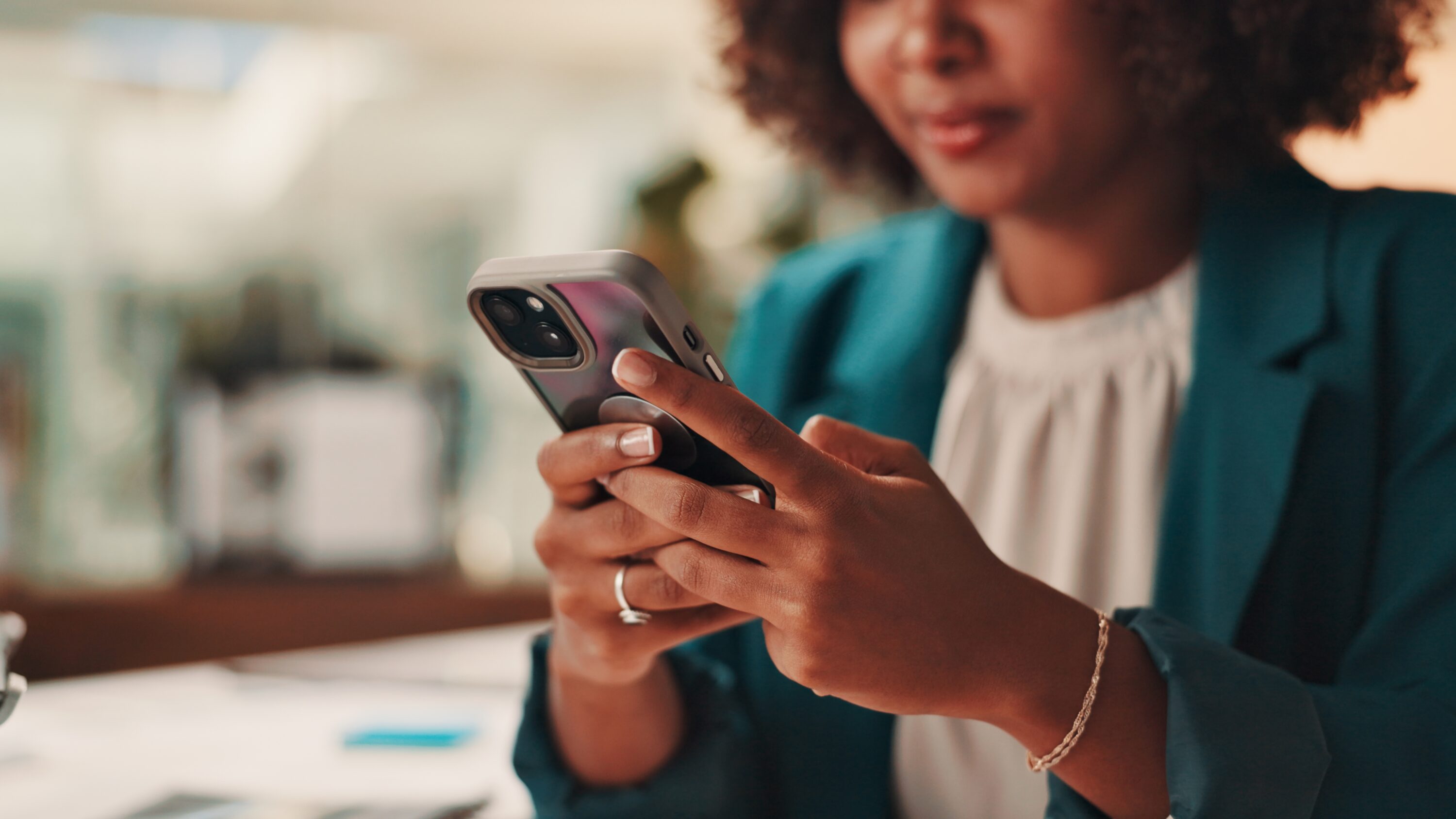 how to get an affordable cell phone through federal programs ...